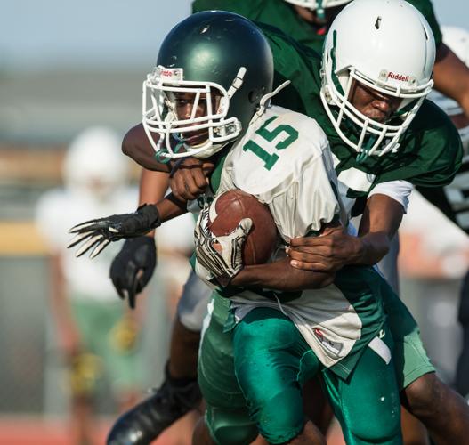 FOOTBALL: Ellison offense shines in 43-6 victory in spring Green-White ...