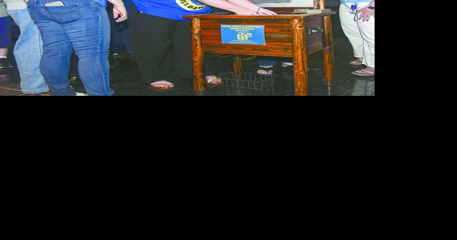 Time capsule from 2011 opened at House Creek Elementary School in ...