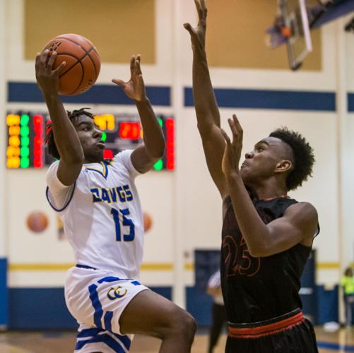 12-6A BOYS BASKETBALL: Sobers helps short-handed Dawgs down Knights 49 ...