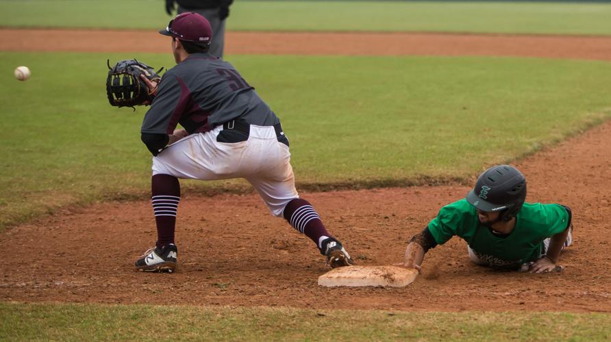 BASEBALL: Ellison hangs on to finish with win in KISD Classic | Ellison ...