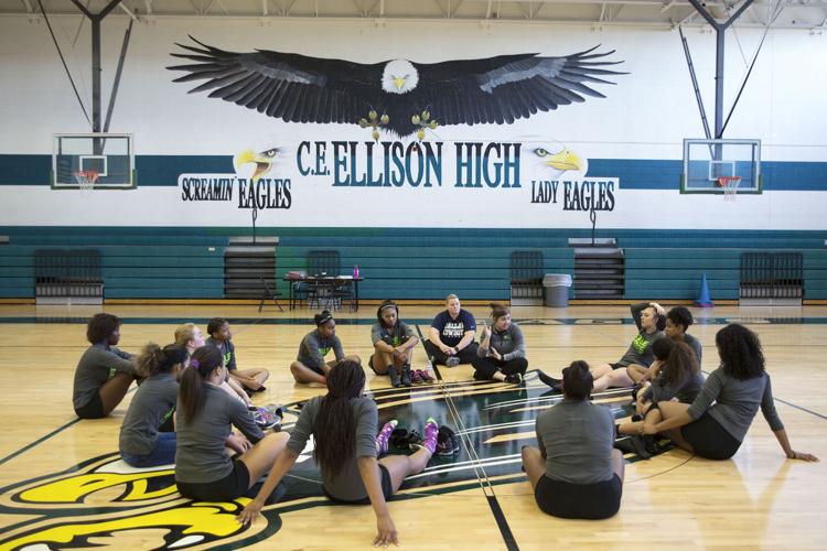 Lady Eagles’ tight bond leads to another successful season | Ellison ...