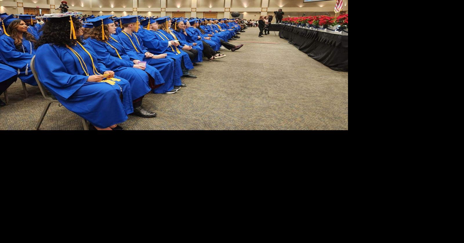 CTC celebrates fall graduates in Friday ceremony | Education | kdhnews.com