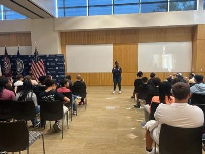 Cove students tour college library | Copperas Cove Herald | kdhnews.com