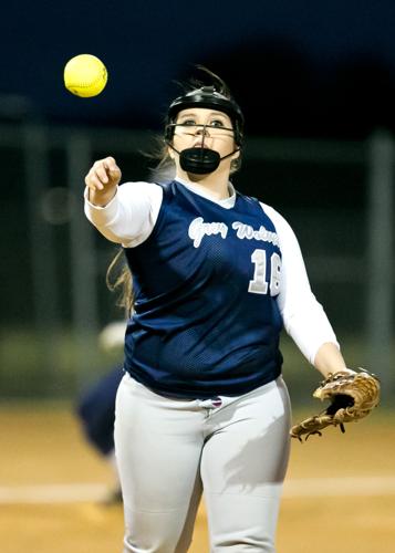 Lady Wolves hope late momentum pays off | Shoemaker | kdhnews.com