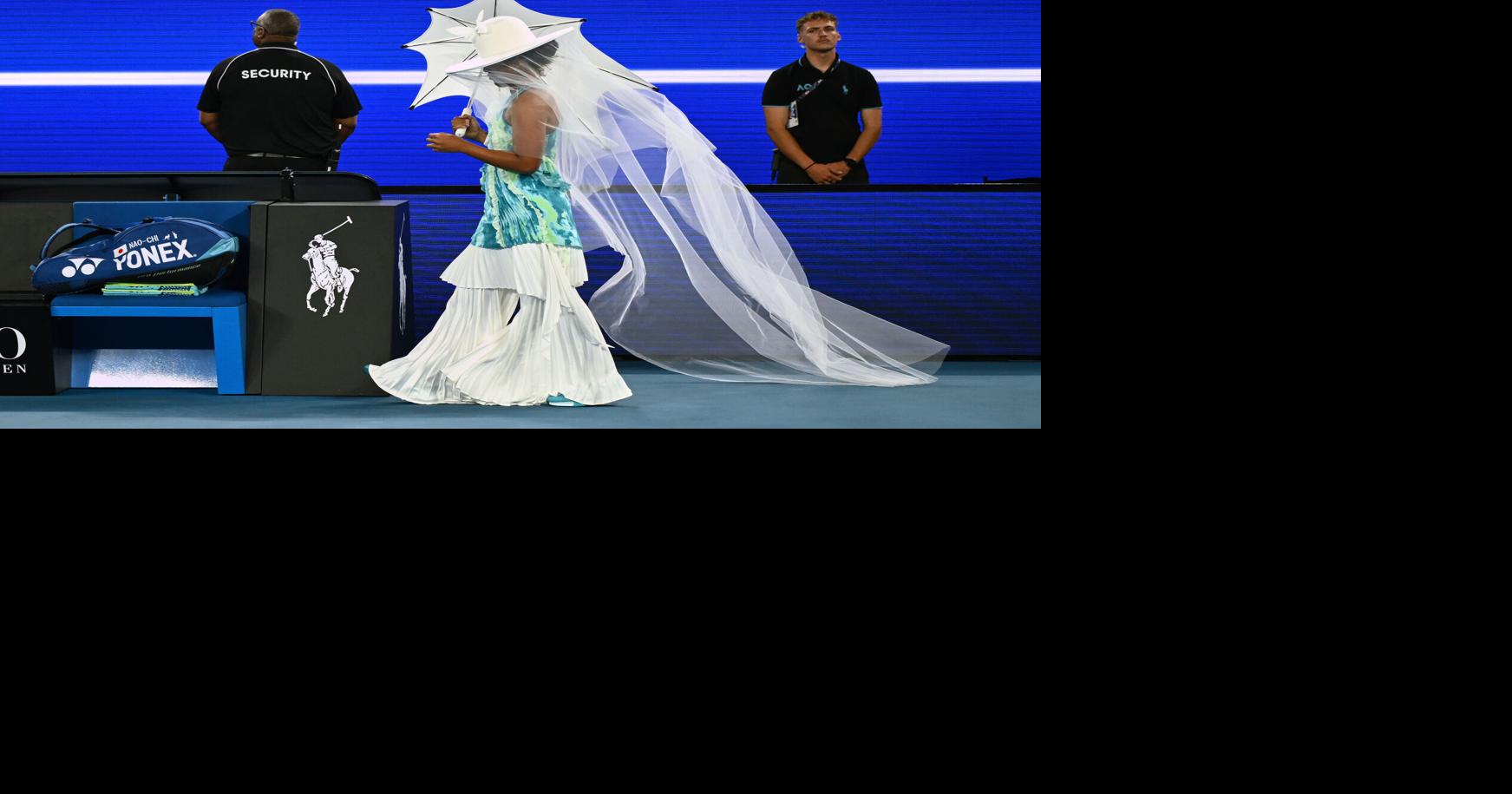 Naomi Osaka tones down her walk-on outfit. Turns up the heat at ...