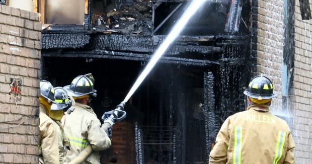 Apartment fire kills 3 | News | kdhnews.com
