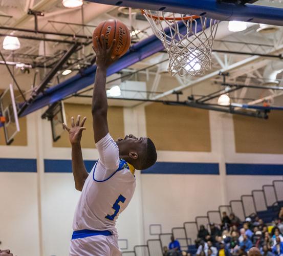 12-6A BOYS BASKETBALL: Sobers helps short-handed Dawgs down Knights 49 ...