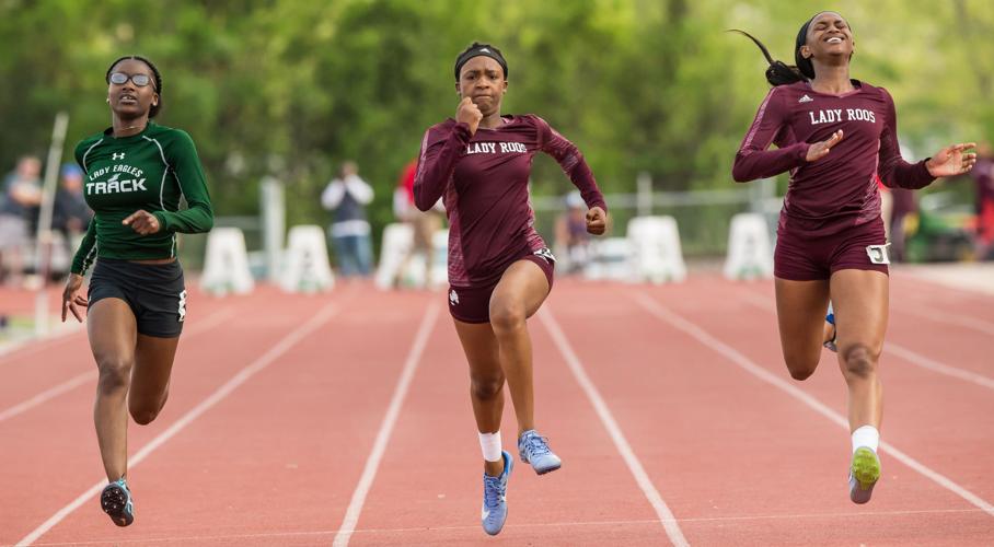 RUNAWAY EAGLES: Ellison boys have huge night on track to easily win 8 ...