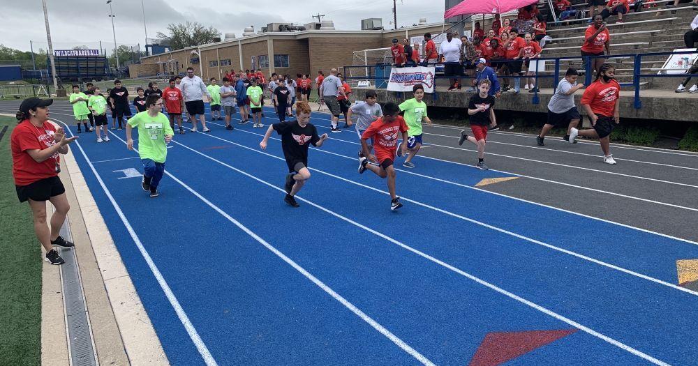 Little Wildcat Relays: Fifth-graders take to the track at Temple High ...