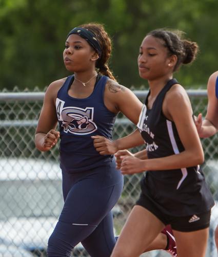 RUNAWAY EAGLES: Ellison boys have huge night on track to easily win 8 ...