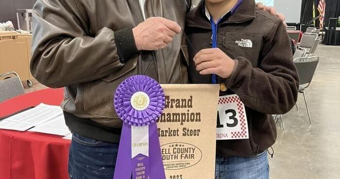 Salado youth sells grand champion market steer | Region | kdhnews.com