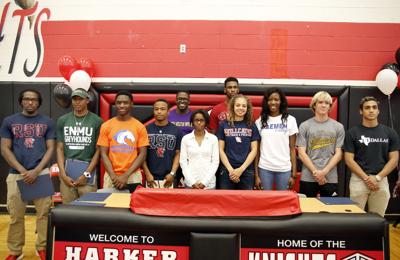 11 Heights athletes ink collegiate deals | Harker Heights | kdhnews.com