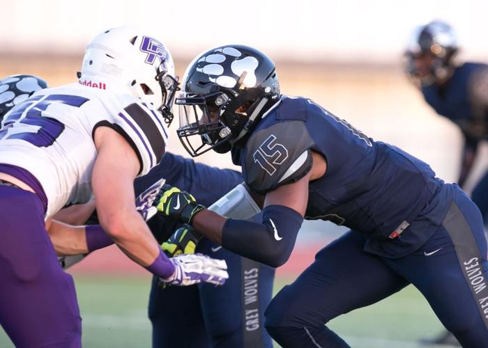 Grey Wolves beaten by undefeated Cedar Ridge | Shoemaker | kdhnews.com
