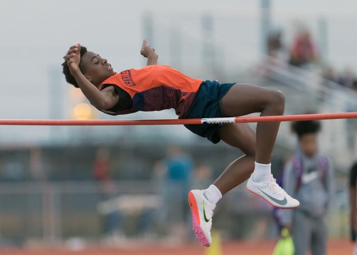 MIDDLE SCHOOL TRACK: 8th-grade Grizzly boys win 7 events at meet ...