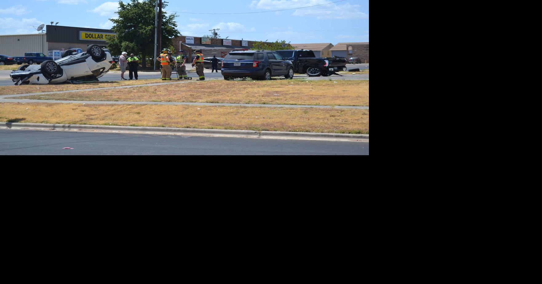 KPD responds to wreck that leave one vehicle upside down | Local News ...