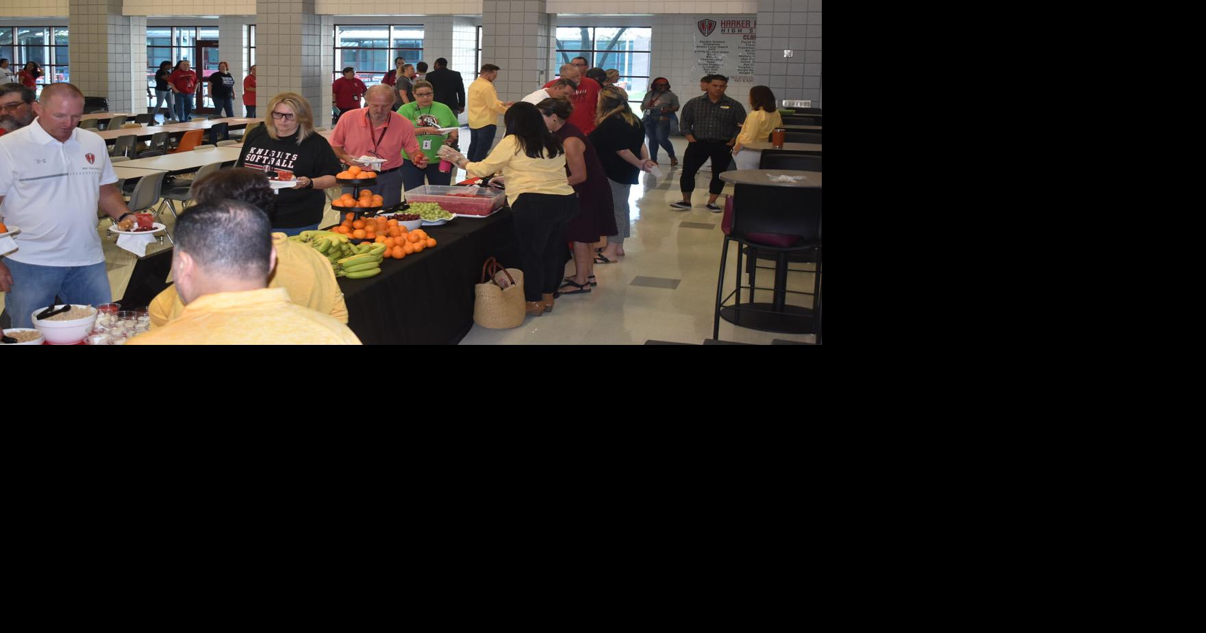 KISD educators welcomed back to campus as they prepare for a new school ...