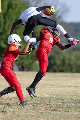 MIDDLE SCHOOL ROUNDUP: 8A Cavs, Patriots improve to 2-0 in football ...