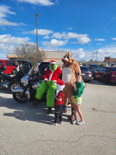 Silverback Motorcycle Club’s annual Santa Run visits five area cities ...