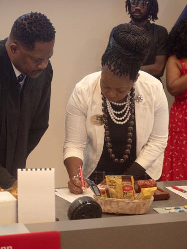 Nash, Wilson sworn in to Harker Heights City Council | Local | kdhnews.com