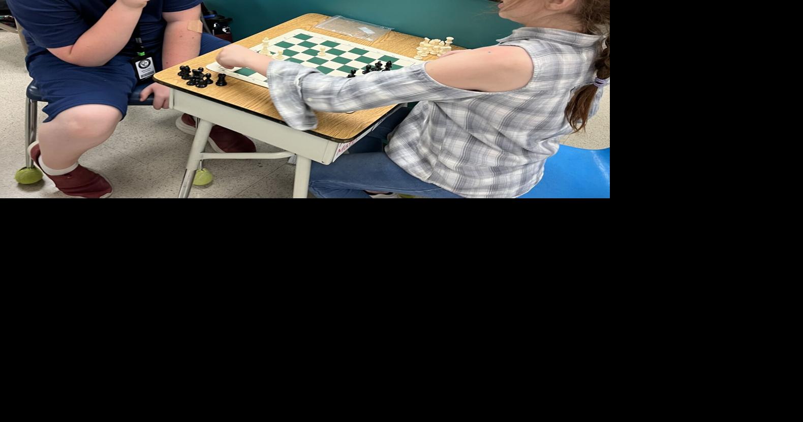 Cove students make the right moves through game of chess | Copperas ...