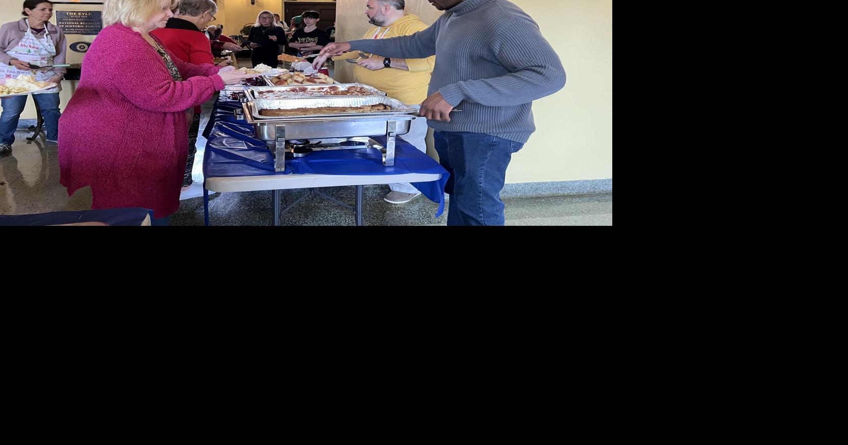 Christmas at the Kyle: Church provides holiday celebration to residents ...