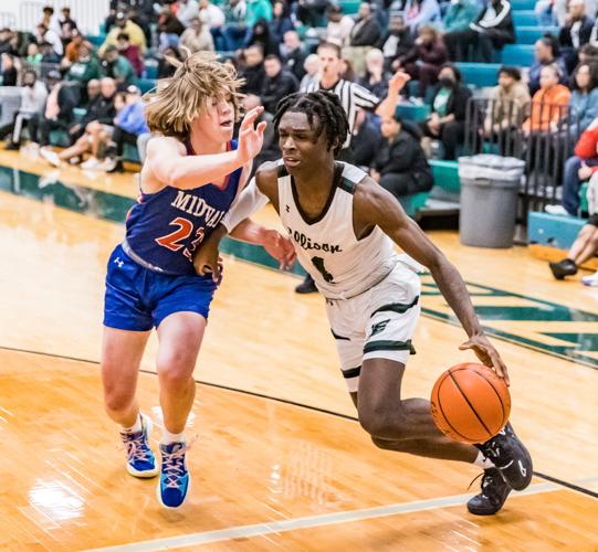 5th-ranked Ellison bounces back from tourney loss with 81-38 rout of ...