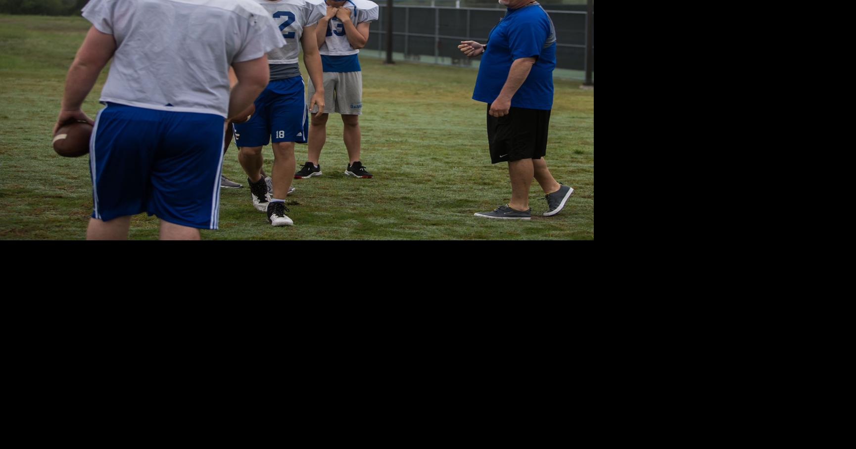 FOOTBALL: 2nd-year coach Alvarez makes spring debut with Bulldawgs ...