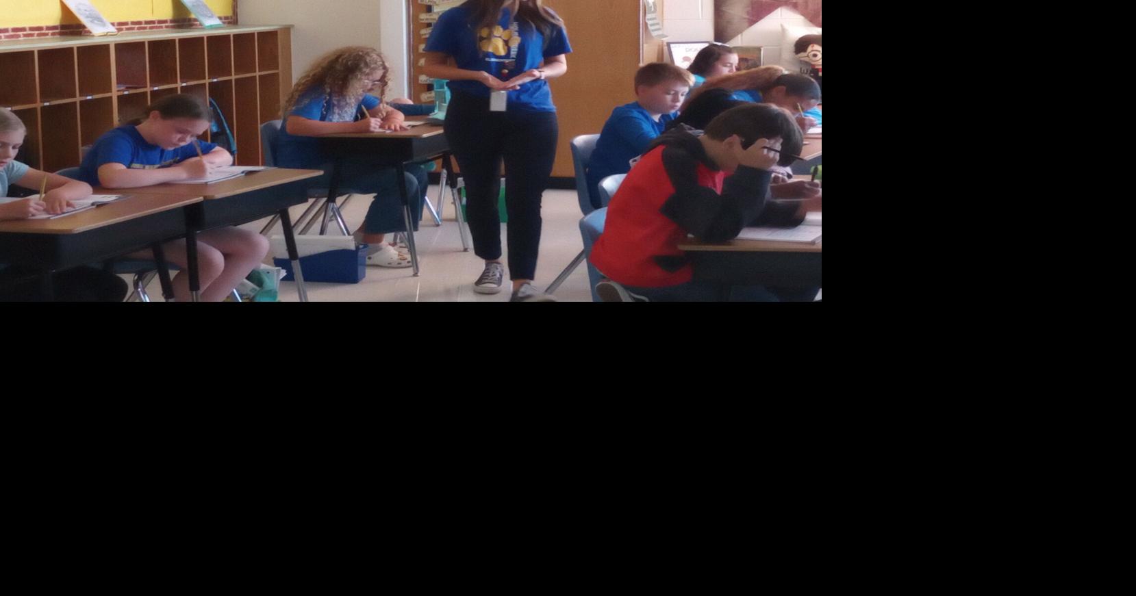 Top School: Cove elementary school’s staff, students celebrate Blue ...