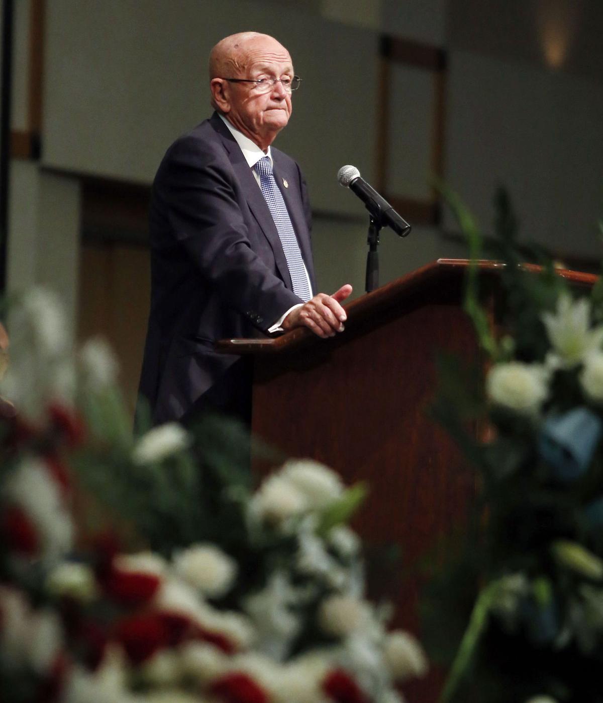 Ron Taylor laid to rest | Military | kdhnews.com