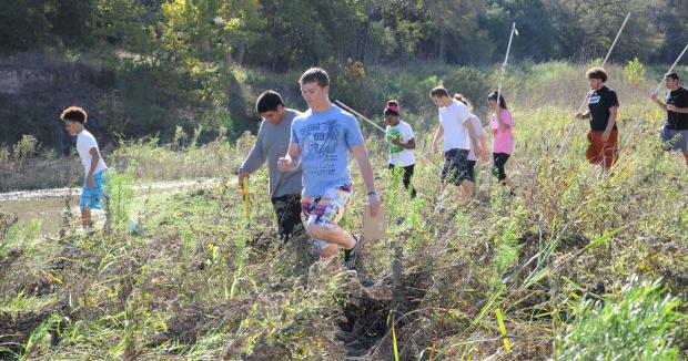 Students get science lessons at Parrie Haynes Ranch | Education ...