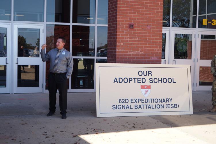 New Fort Hood Adopt-a-School sign unveiled at S.C. Lee Junior High ...