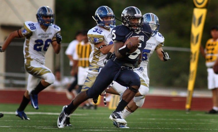 Grey Wolves’ star runs for 303 yards in win | Shoemaker | kdhnews.com