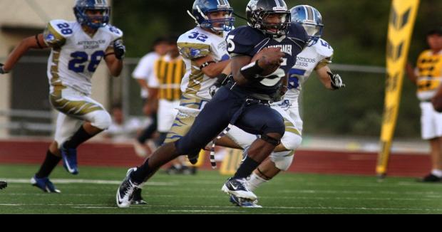 Grey Wolves’ star runs for 303 yards in win | Shoemaker | kdhnews.com