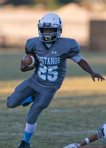 MIDDLE SCHOOL ROUNDUP: Hanks tosses 3 TD passes in 8A Grizzlies win ...