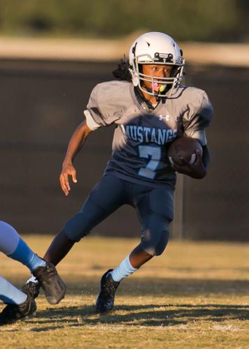 MIDDLE SCHOOL ROUNDUP: Hanks tosses 3 TD passes in 8A Grizzlies win ...
