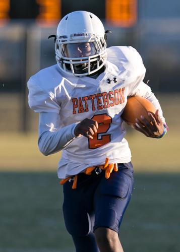 MIDDLE SCHOOL ROUNDUP: Hanks tosses 3 TD passes in 8A Grizzlies win ...