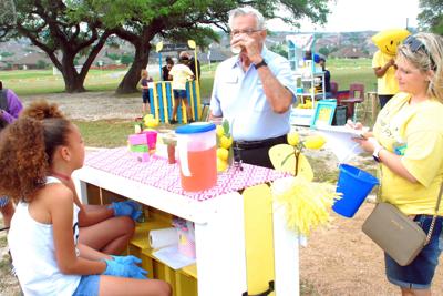 Best Tasting Lemonade Contest held at Heights Community Park | Local ...