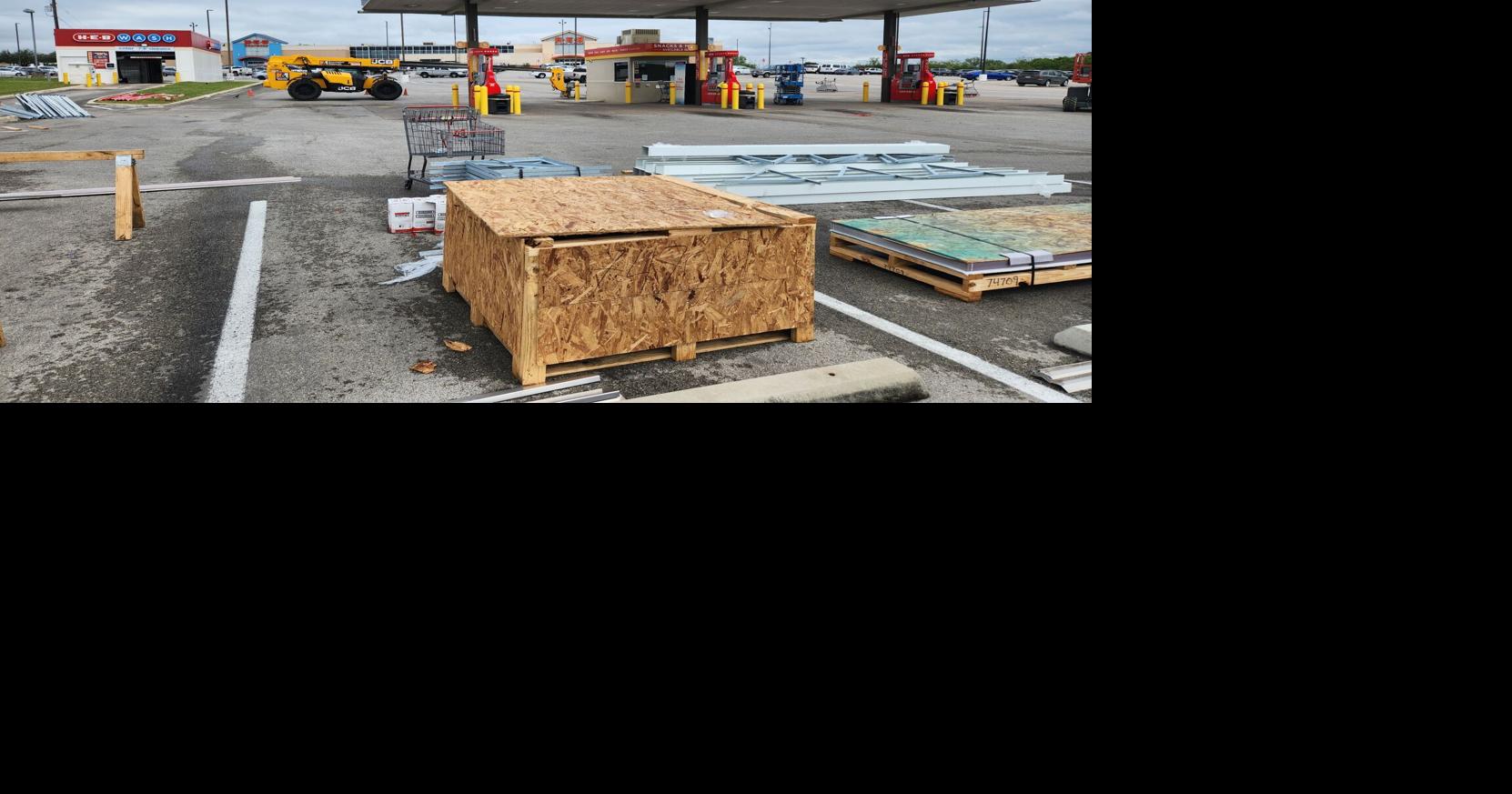 Heights H-E-B gas station closed for repairs | Local News | kdhnews.com