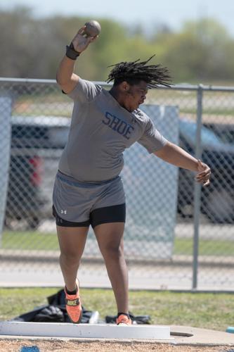 Host Badger boys edge Lake Belton by 1 point in ‘Lam’ Jones Relays ...