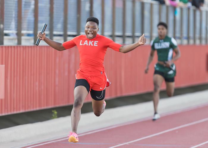 TOP SPEED: Shoemaker boys use edge on track to win District 22-5A meet ...