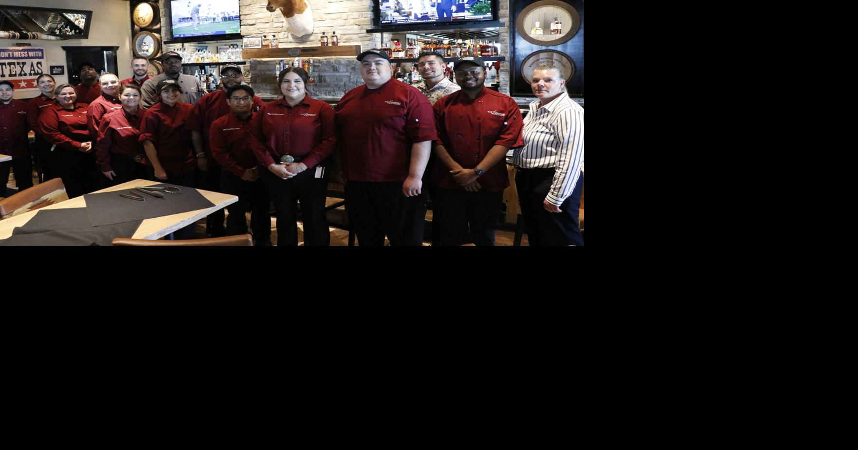 Long-awaited LongHorn Steakhouse opens in Heights | Harker Heights ...