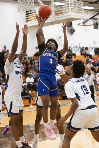 MYLES, THEN SMILES: Keeler’s late 3-pointer vs. Wolves helps send Dawgs ...