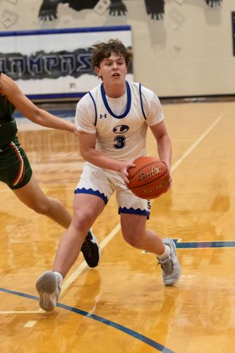 Georgetown Gateway Overcomes Double Figure Deficit To Win At Lampasas Lampasas 