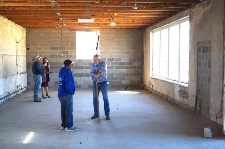 Old School: Lampasas volunteers, community leaders working to restore ...