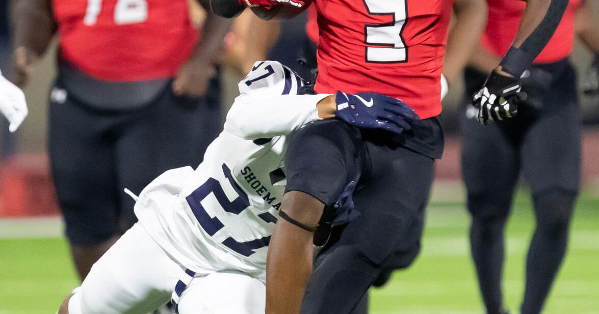 Taylor grabs 3 TDs and Heights defense dominates 2nd half in 26-7 win ...