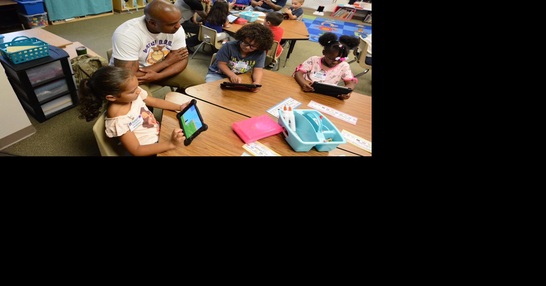 Dads a big part of school at Saegert Elementary | Education | kdhnews.com