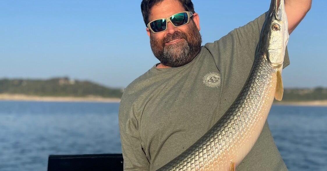 BOB MAINDELLE: Heights angler lands monster gar at Belton Lake | Home ...