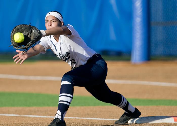 6A SOFTBALL: Rockwall sweeps playoff doubleheader with Shoemaker to win ...
