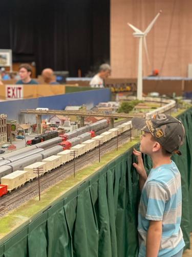 Model of popularity: Train show in 40th year in Temple | News | kdhnews.com