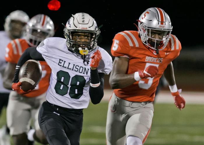 Lake Belton beats Ellison 24-13 in battle for final 4-5A-D1 playoff ...